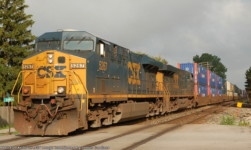 CSX Eastbound at 08:35